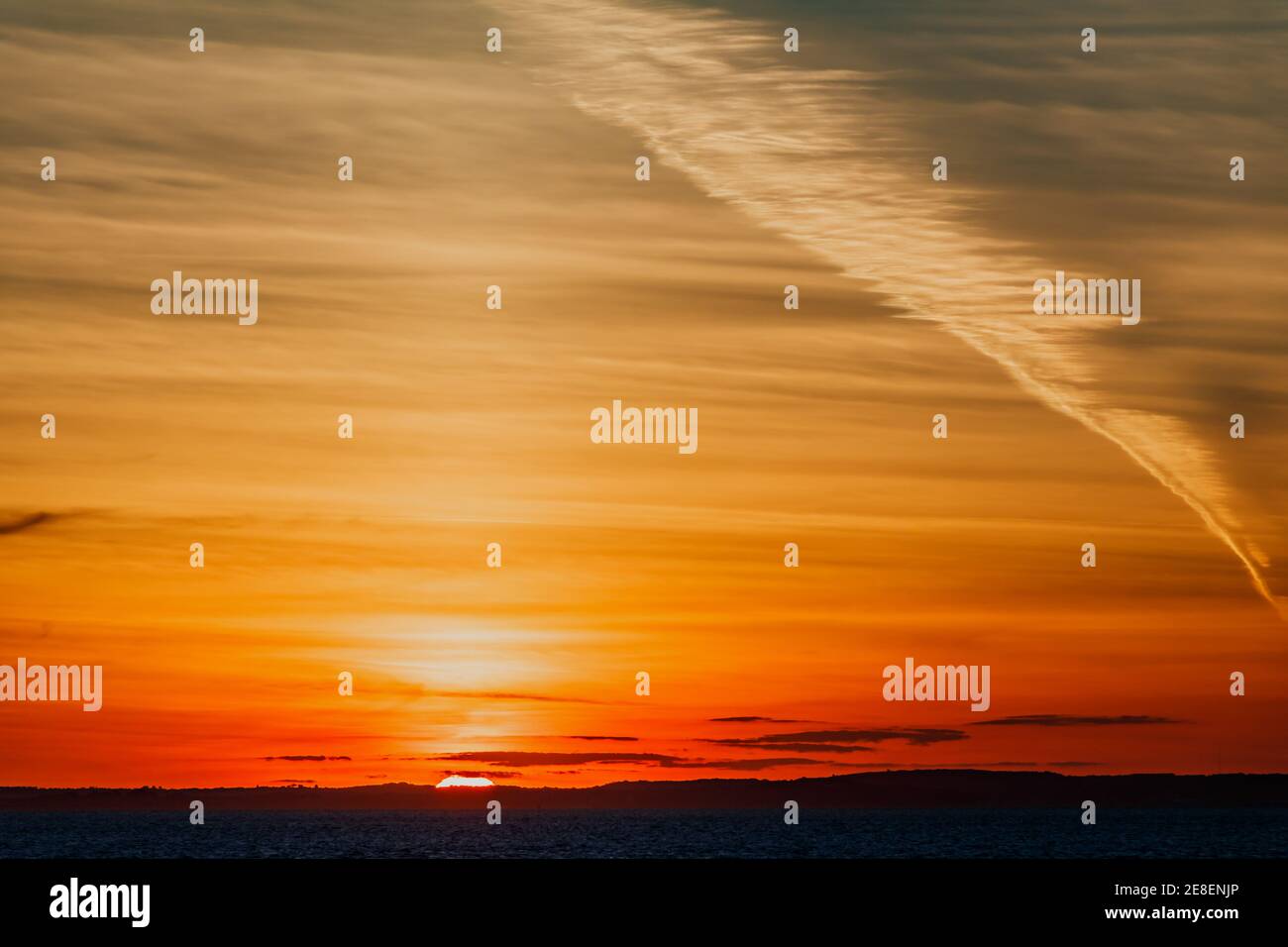 Sunset over the Bristol channel Stock Photo - Alamy