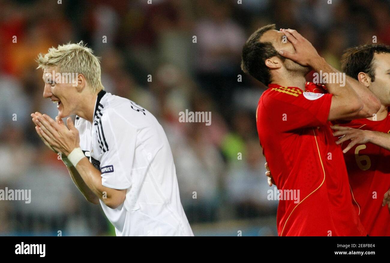 Bastian schweinsteiger 2008 hi-res stock photography and images - Alamy