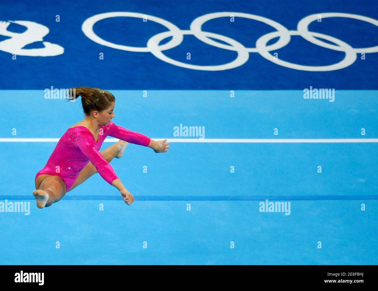 Shawn johnson gymnastics hi-res stock photography and images - Alamy