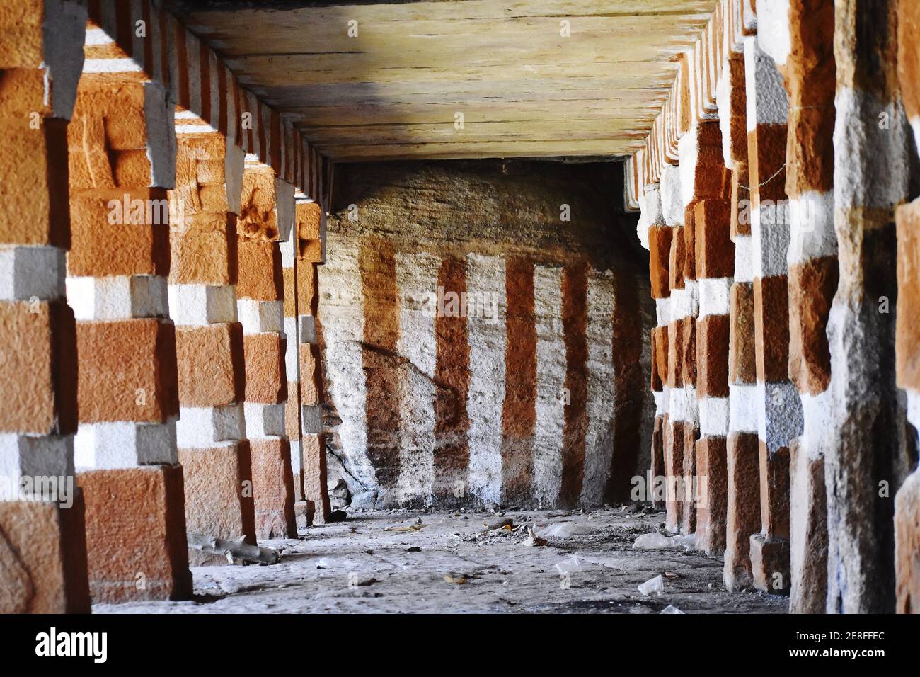 The carcass of an old abandoned building Stock Photo - Alamy