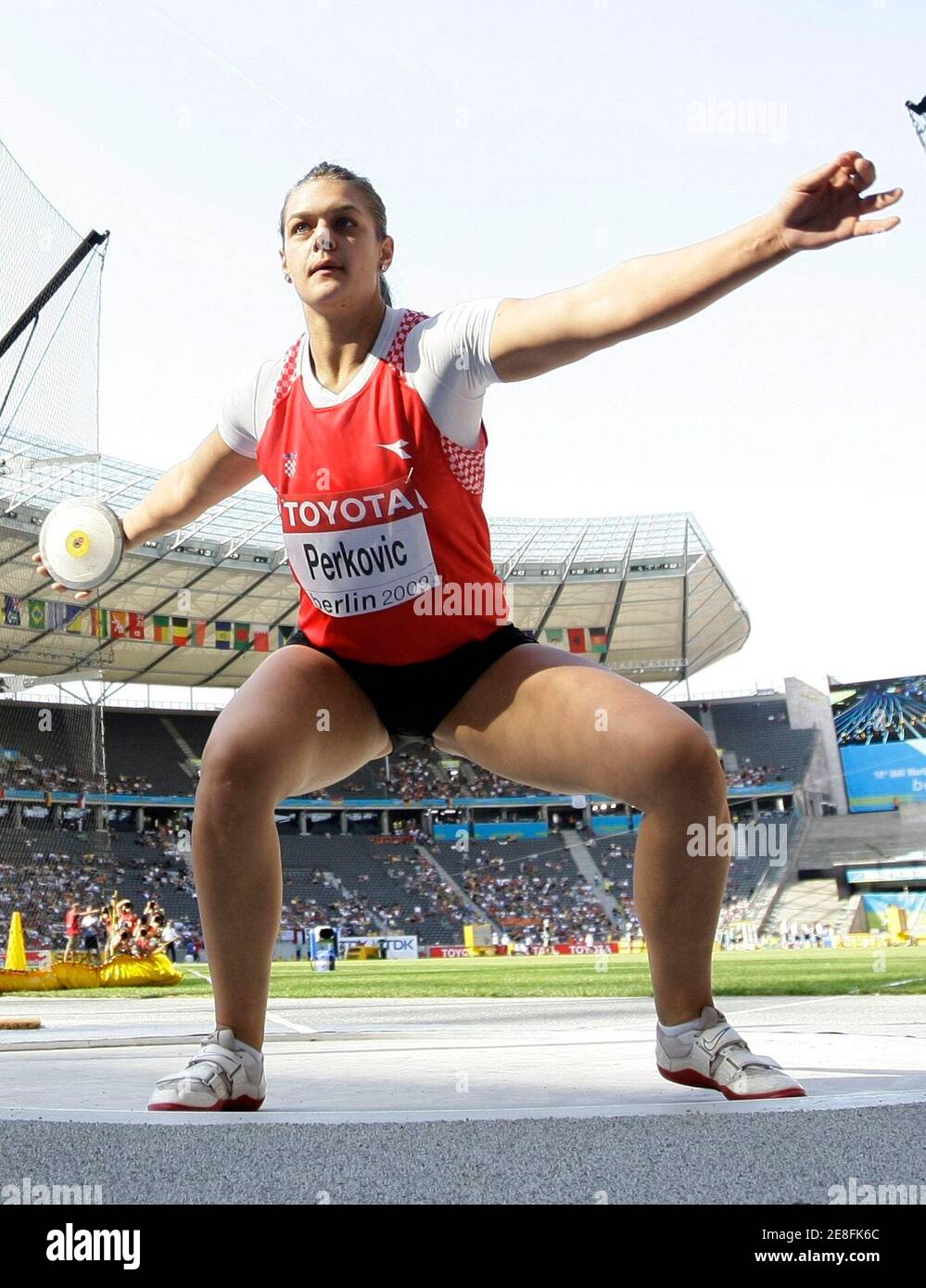 Athletics olympic stadium berlin discus hi-res stock photography and ...