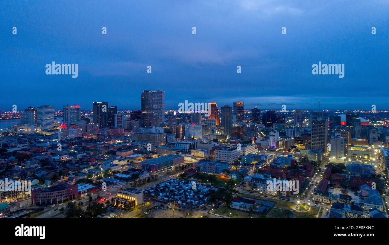 Superdome 'new orleans' highway hi-res stock photography and images - Alamy