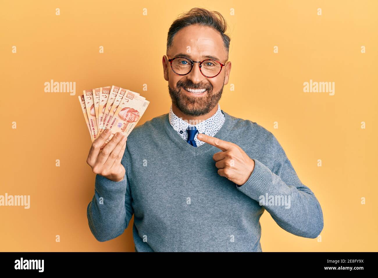 100 peso mexico hi-res stock photography and images - Alamy