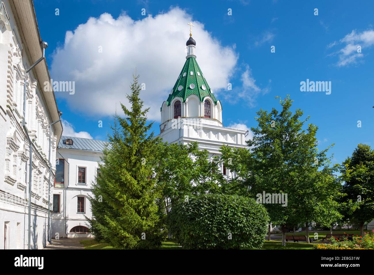 Gate Church of Chrysanthus and Daria in Holy Trinity Ipatiev Monastery ...