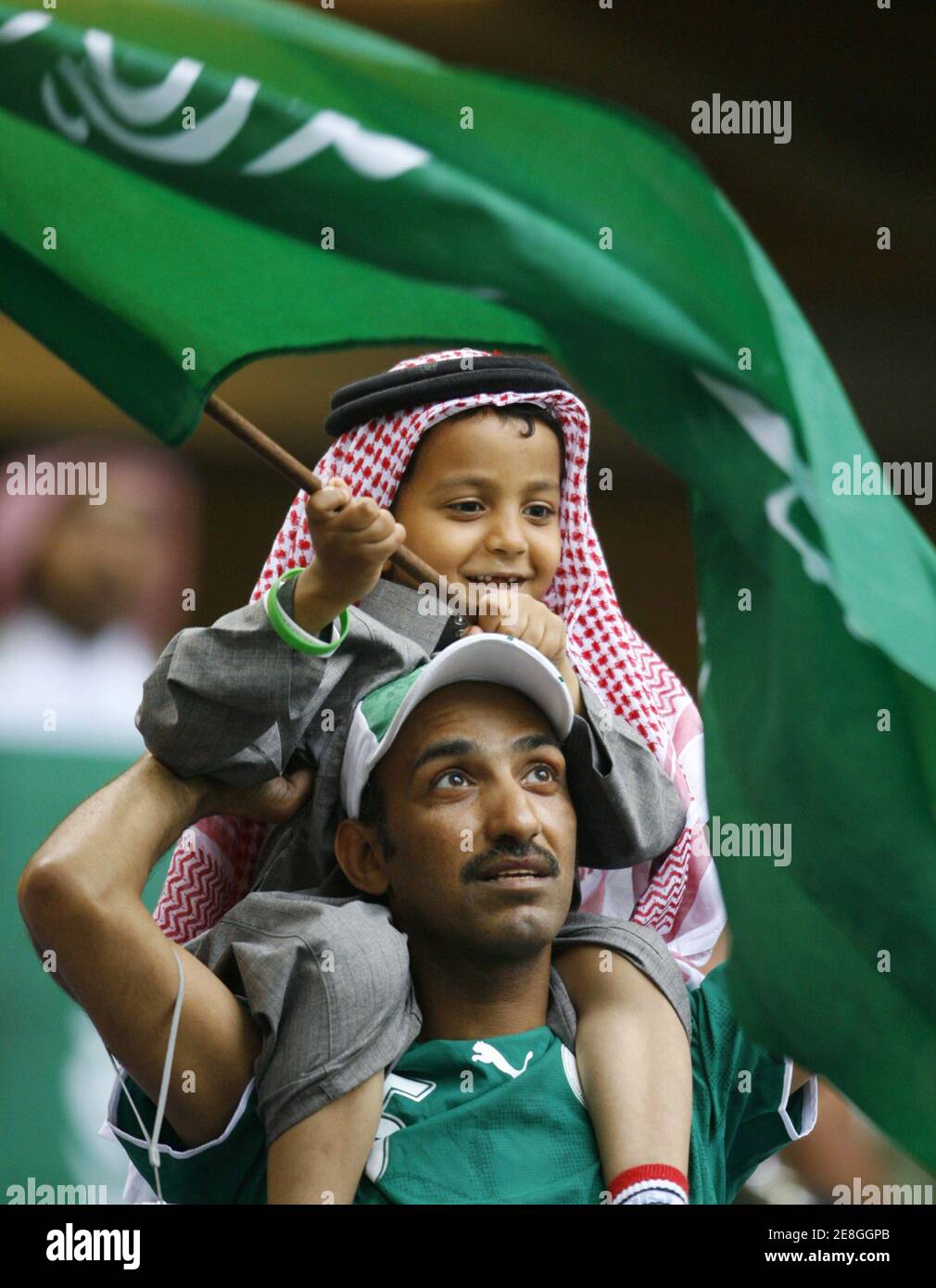 Saudi football fans hi-res stock photography and images - Alamy