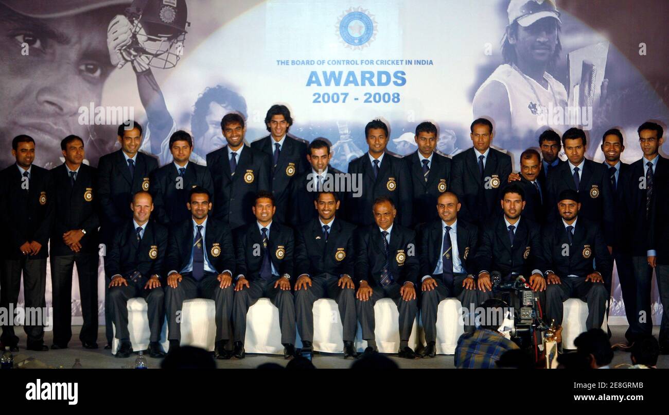 Indian Cricket Team Group Photo High Resolution Stock Photography and ...