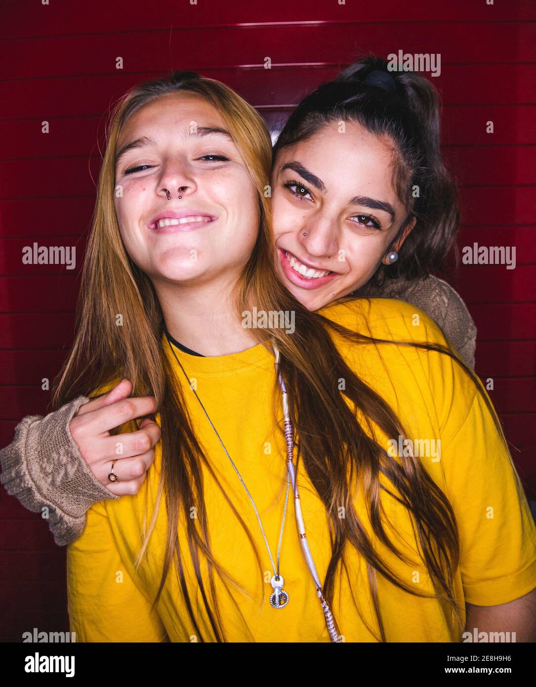 Best friend together hi-res stock photography and images - Alamy