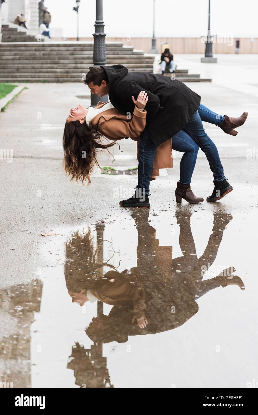 Dancing backwards hi-res stock photography and images - Alamy