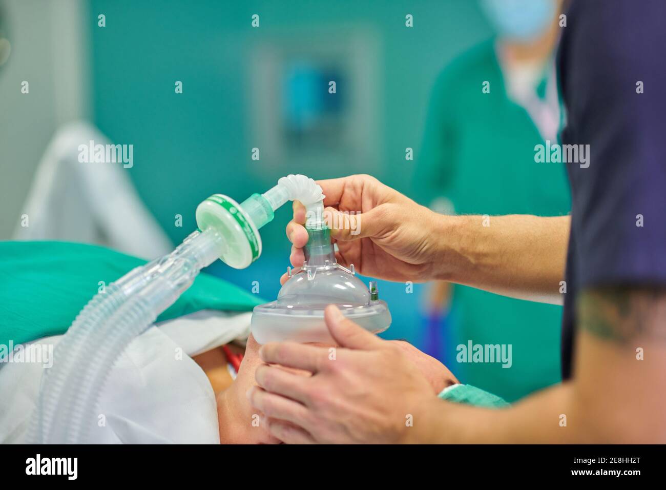 Anesthesia mask hi-res stock photography and images - Alamy