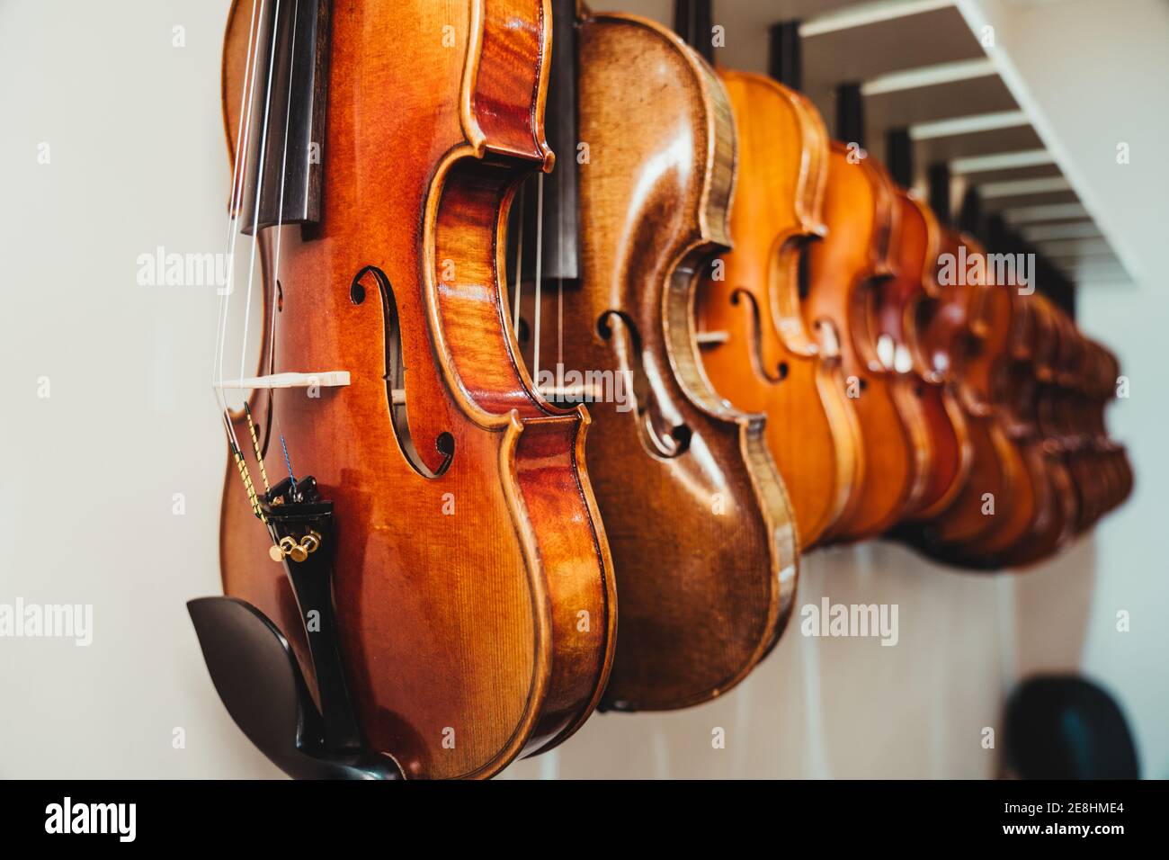 With hanging violins hi-res stock photography and images - Alamy
