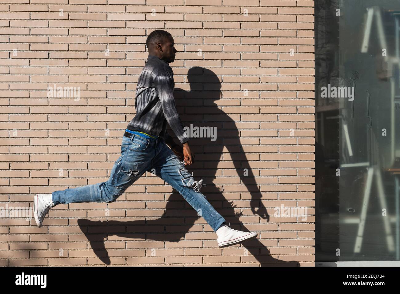 Hurry run hi-res stock photography and images - Alamy