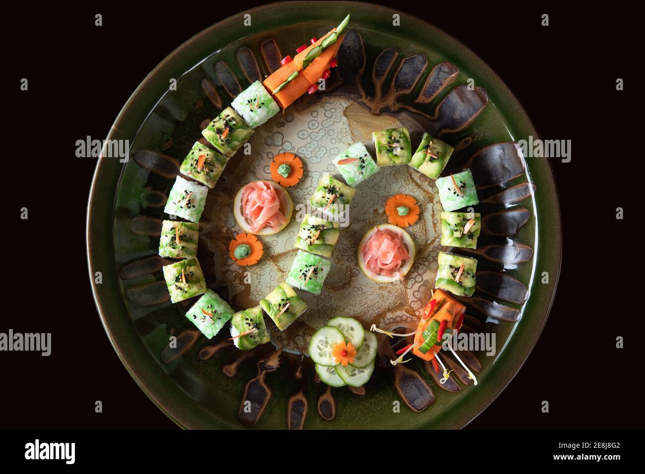 Dragon plate hi-res stock photography and images - Alamy