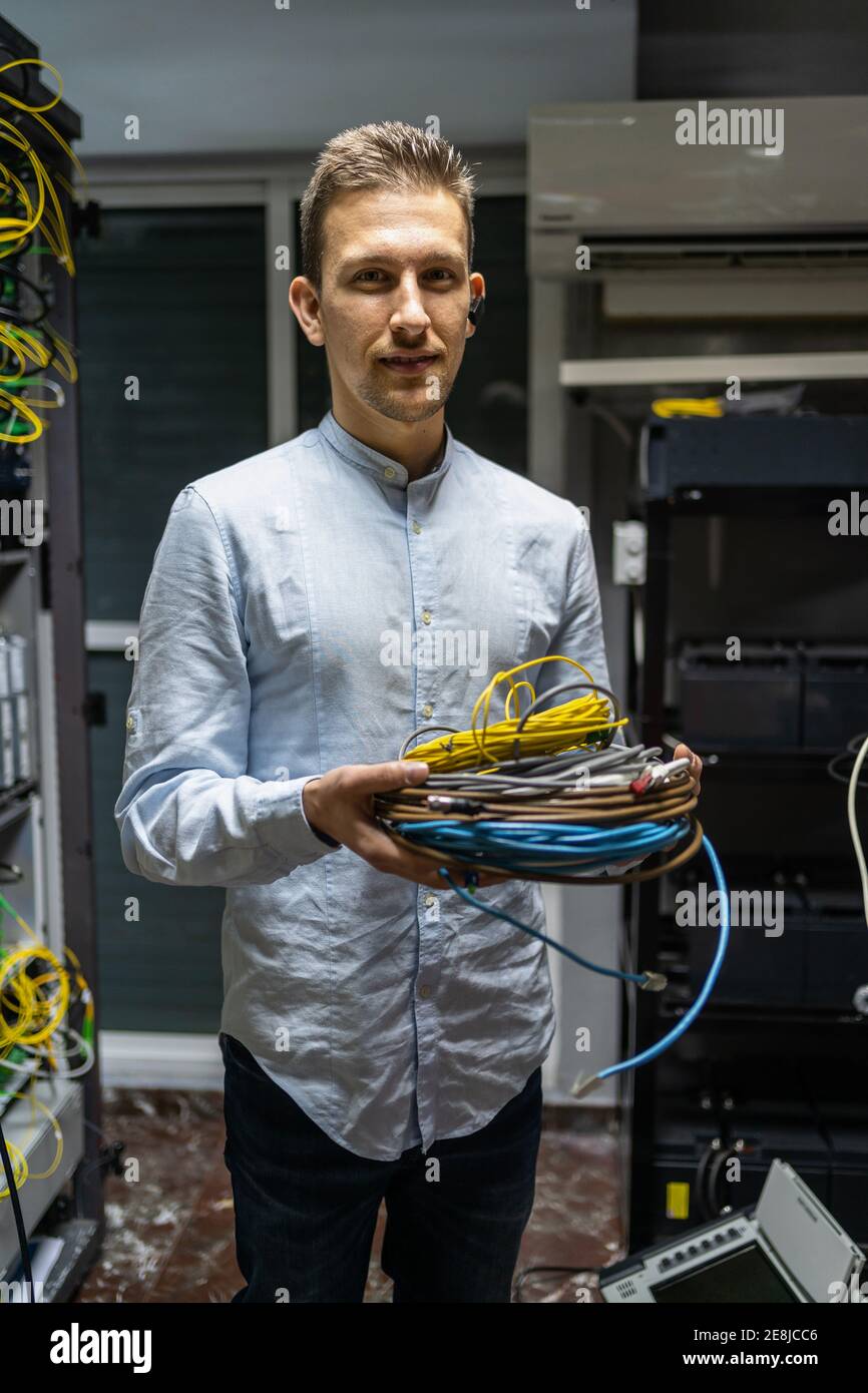 Network server room hi-res stock photography and images - Alamy