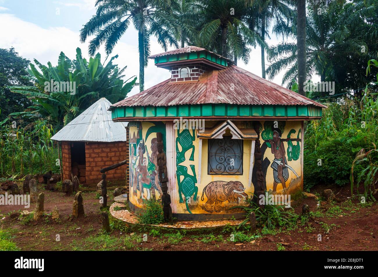 Colourful little houses in Foumban, Cameroon Stock Photo - Alamy