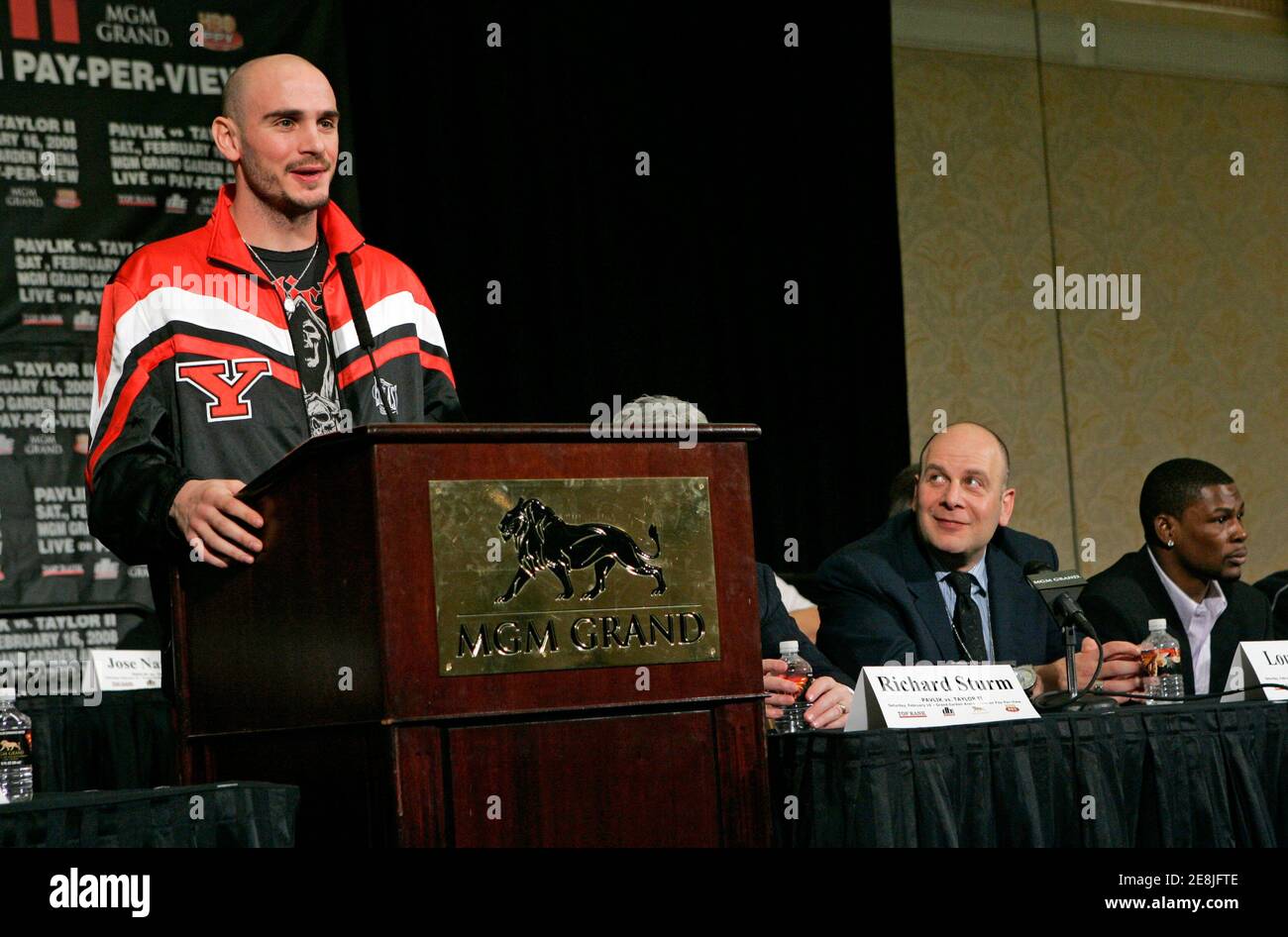 Boxing promoter lou dibella hi-res stock photography and images - Alamy