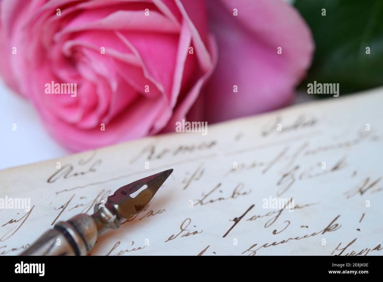 Old handwriting hi-res stock photography and images - Alamy