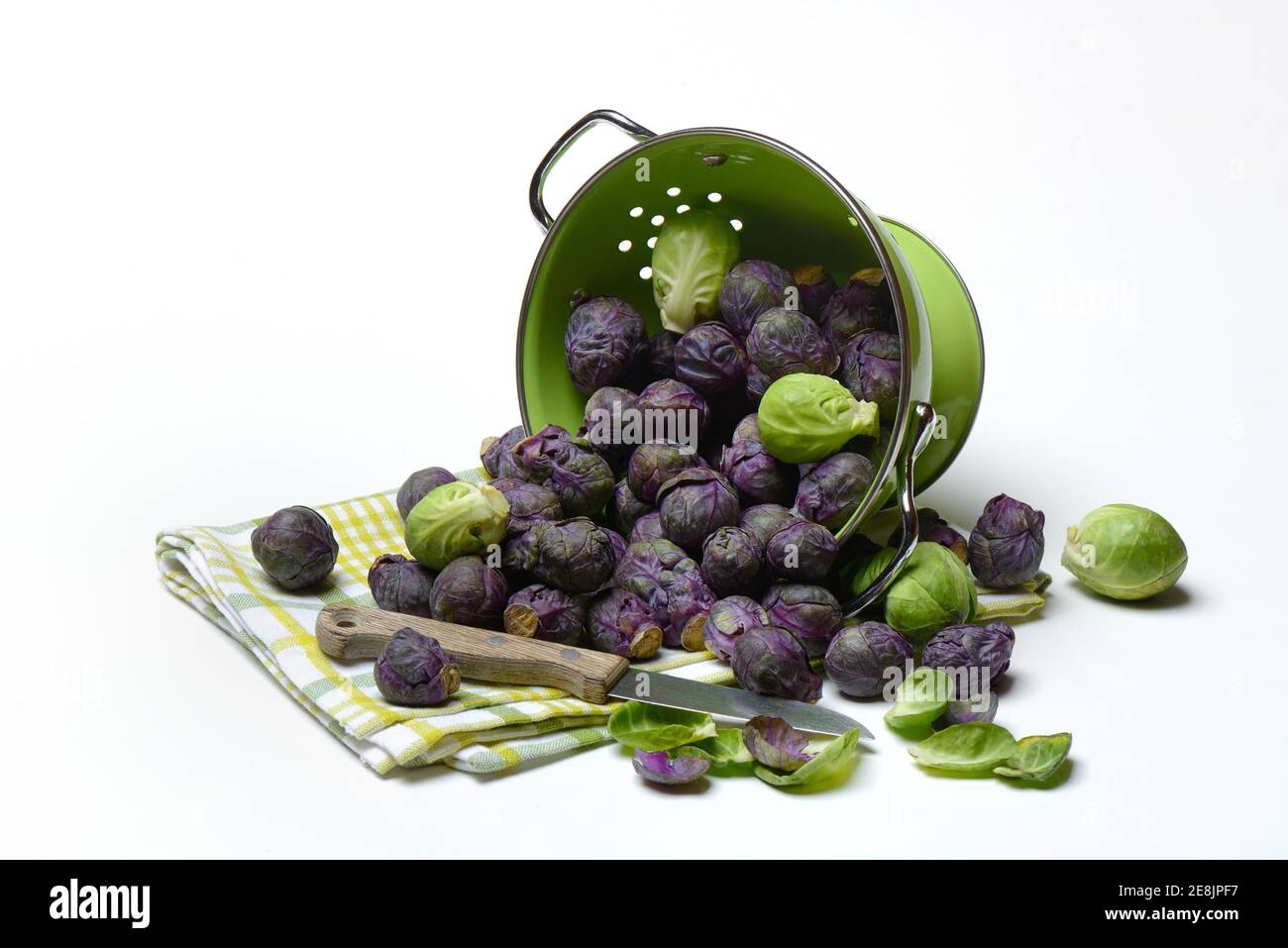 Purple and green Brussels sprouts in sieve Stock Photo - Alamy