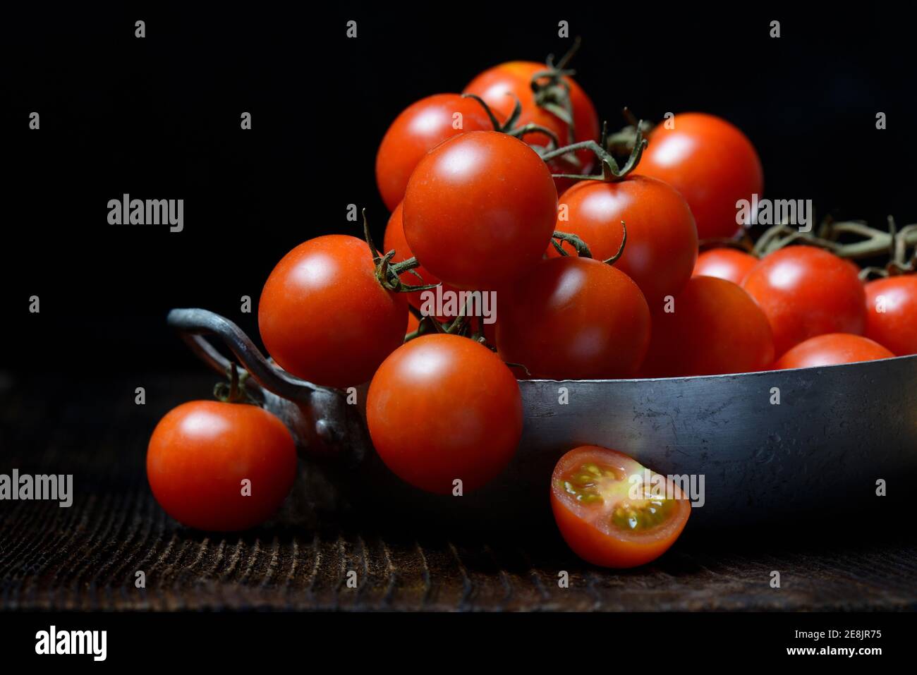 Cherry tomatoes in shell, Solanum lycopersicum Stock Photo - Alamy