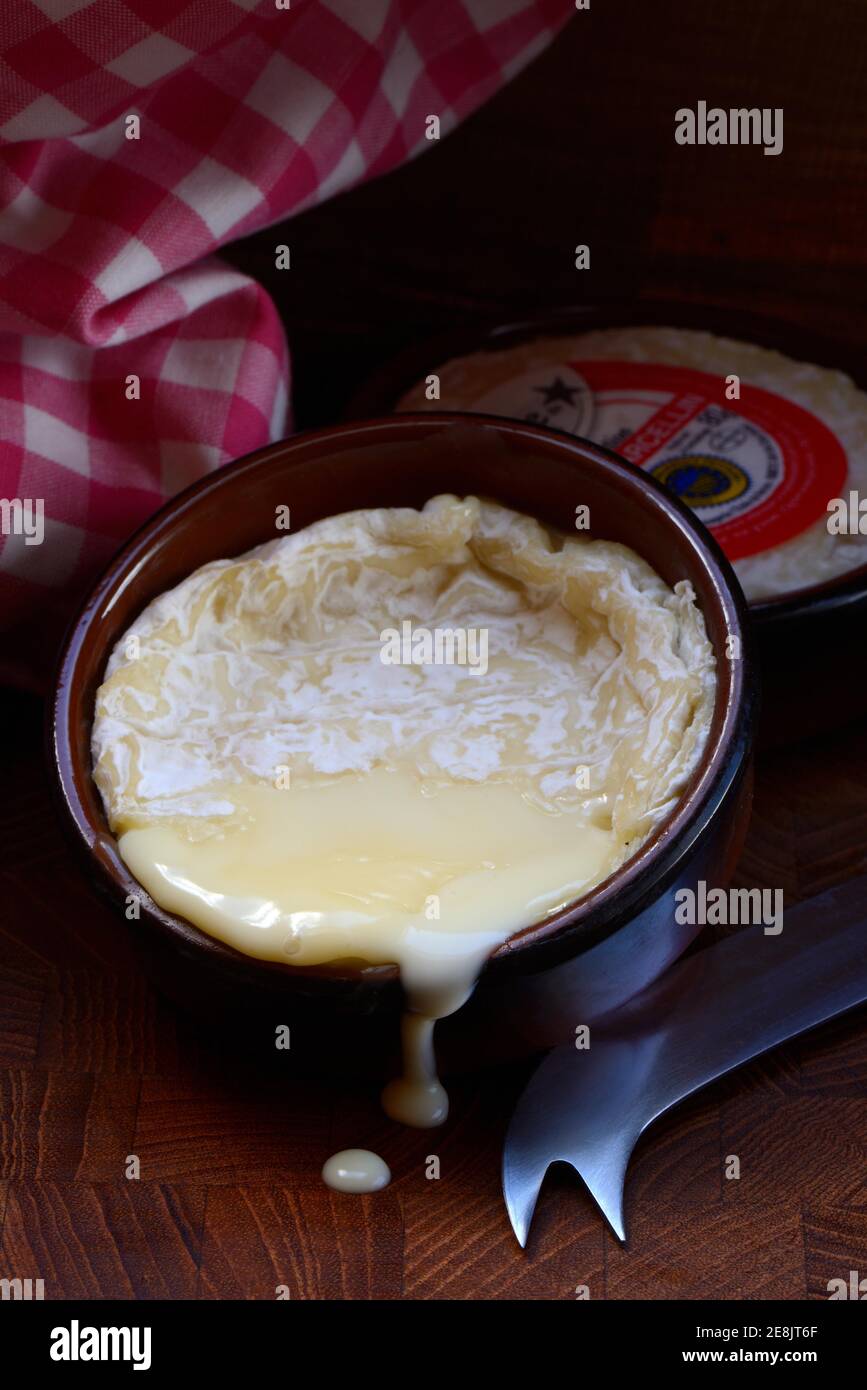 Clay knife hi-res stock photography and images - Alamy