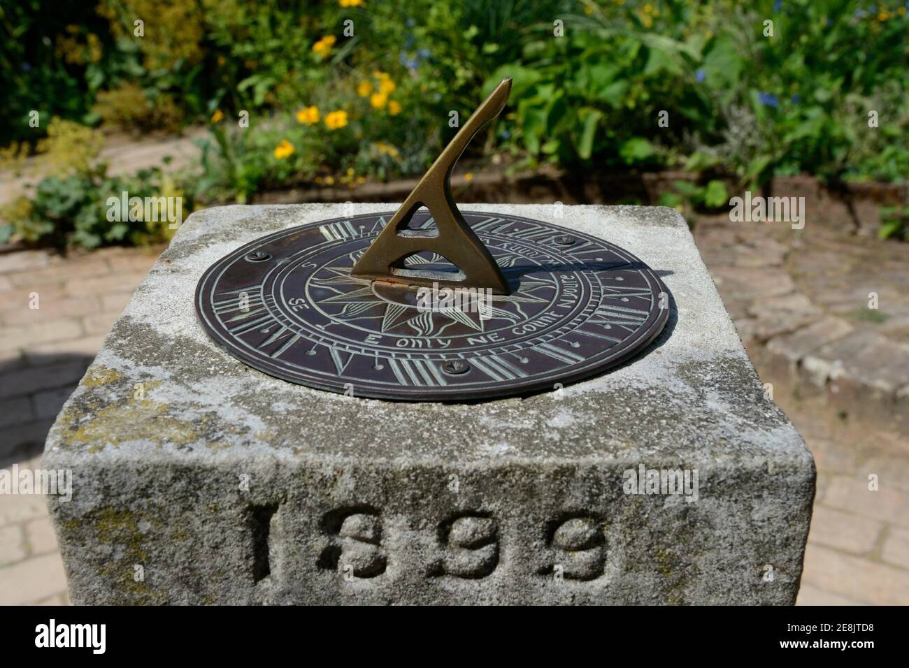 The great sundial hi-res stock photography and images - Alamy