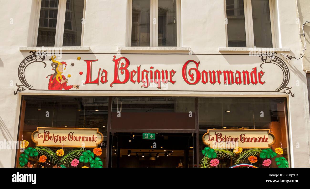 Brussels, BELGIUM - July 7, 2019: Belgian chocolate store La Belgique ...