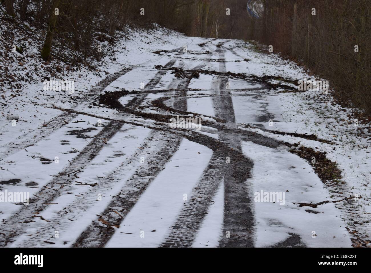 drifting vehicle marks on snow Stock Photo - Alamy