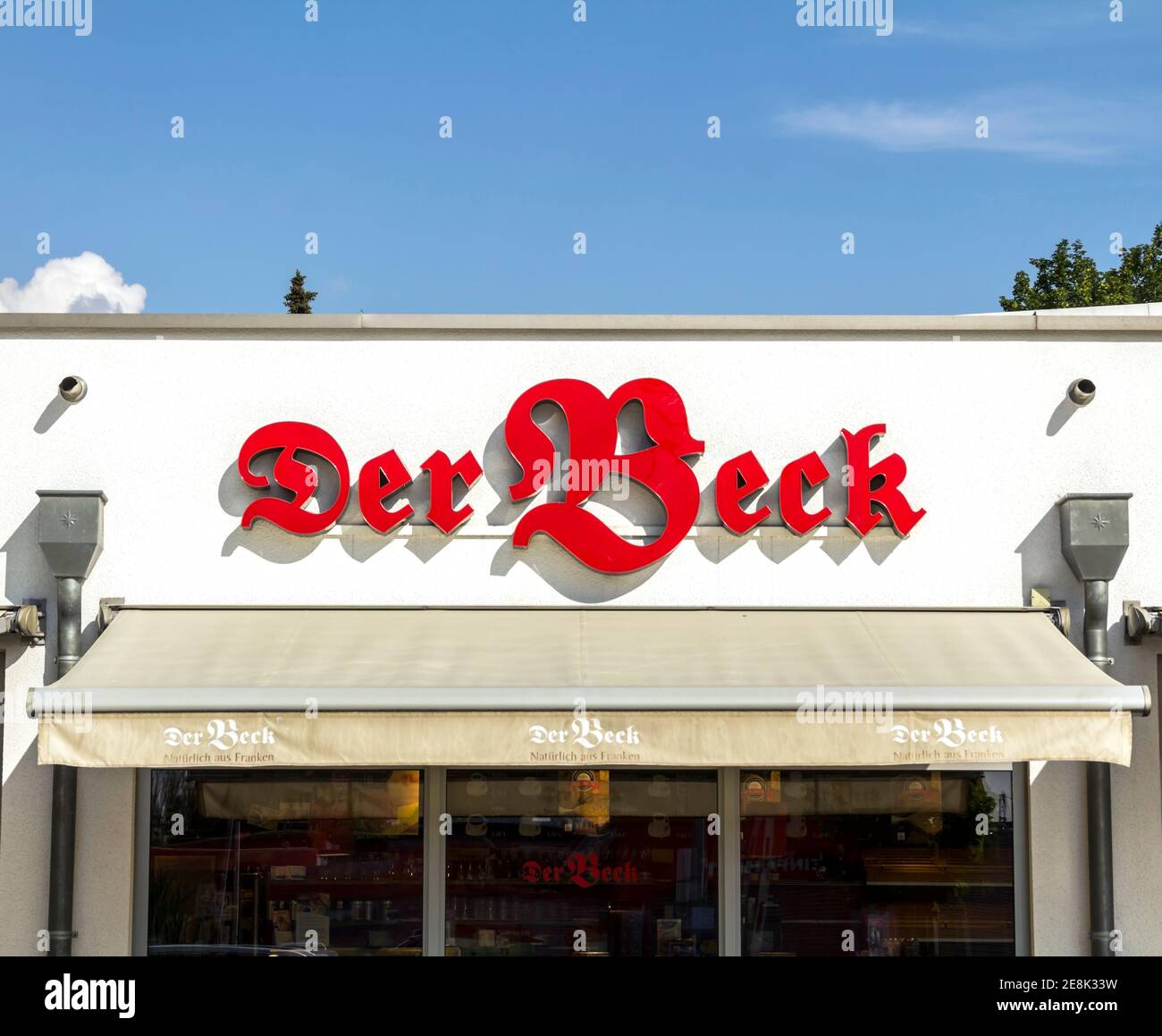 The biggest loaf of bread hi-res stock photography and images - Alamy