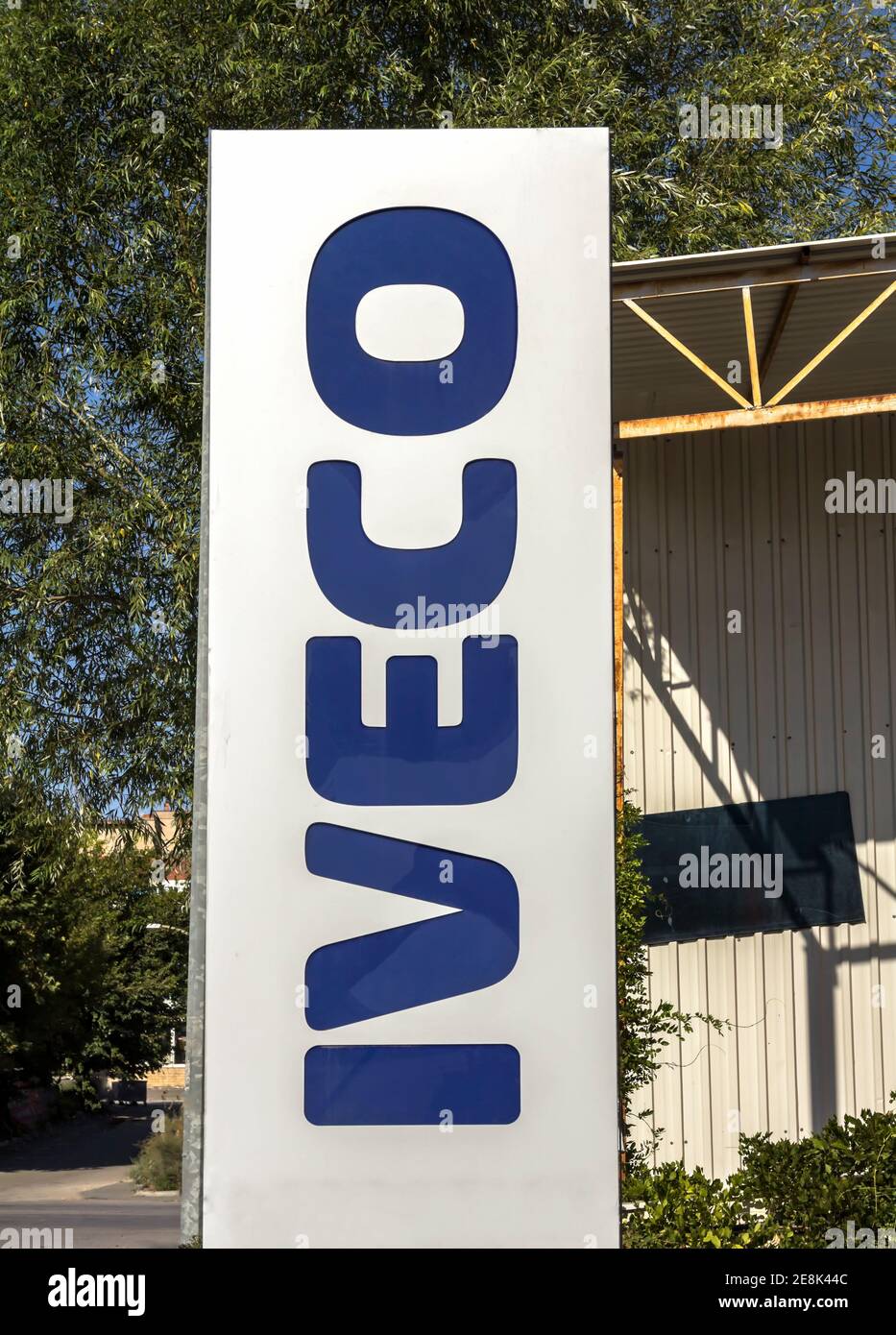 Iveco truck cab hi-res stock photography and images - Alamy