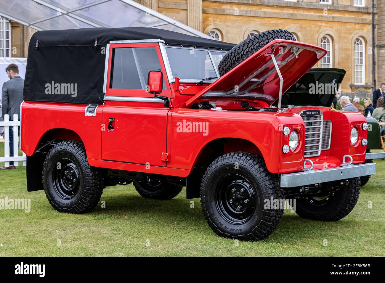 Classic 4x4s hi-res stock photography and images - Alamy