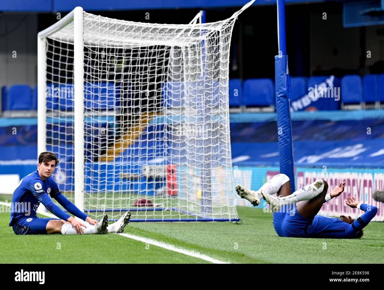 Mason mount tammy abraham hi-res stock photography and images - Alamy