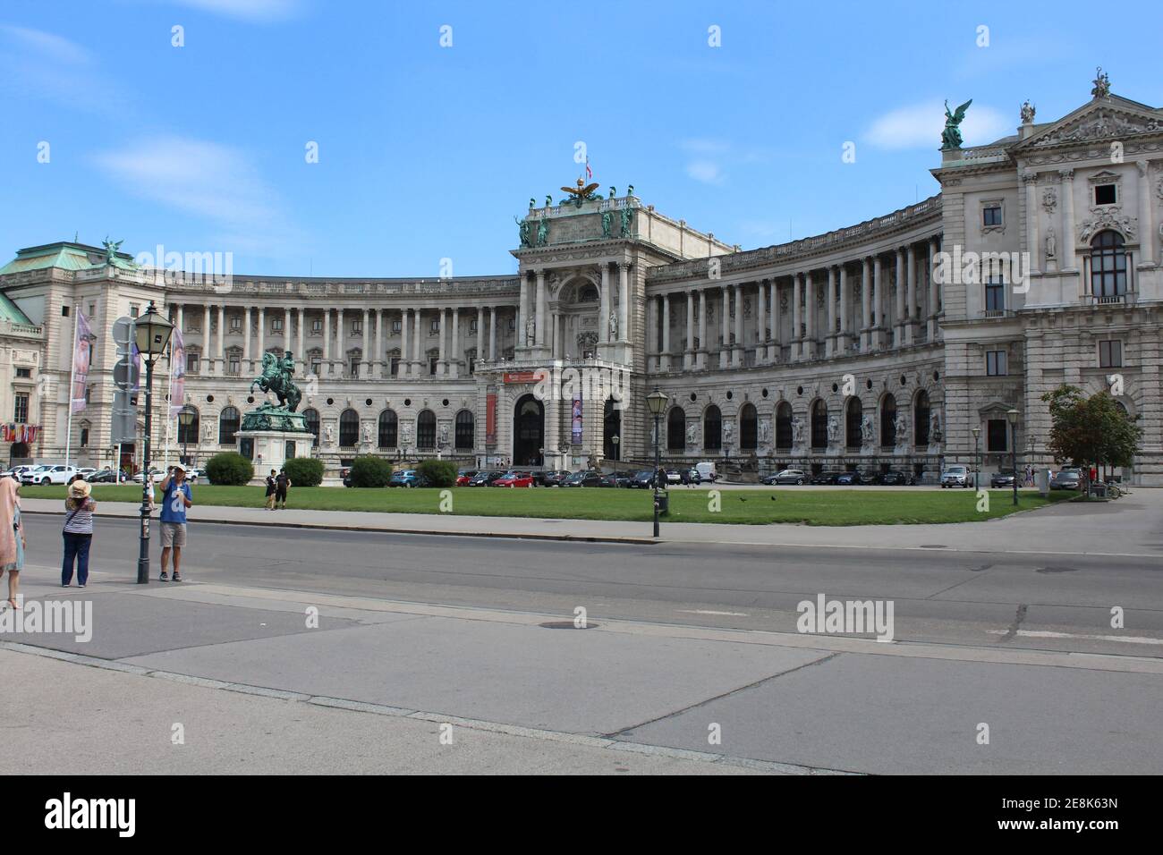 vienna sculptures and streets Stock Photo - Alamy