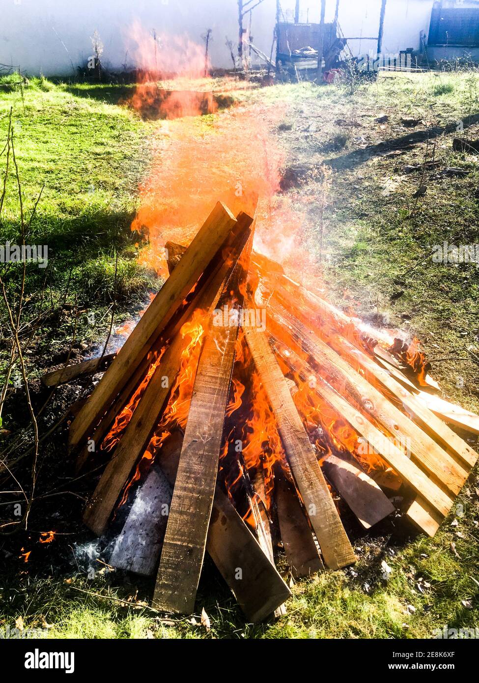 Flammes de chaleur hi-res stock photography and images - Alamy