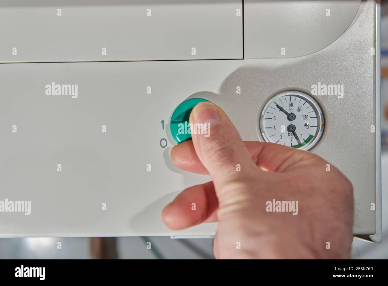 Central heating time clock hi-res stock photography and images - Alamy
