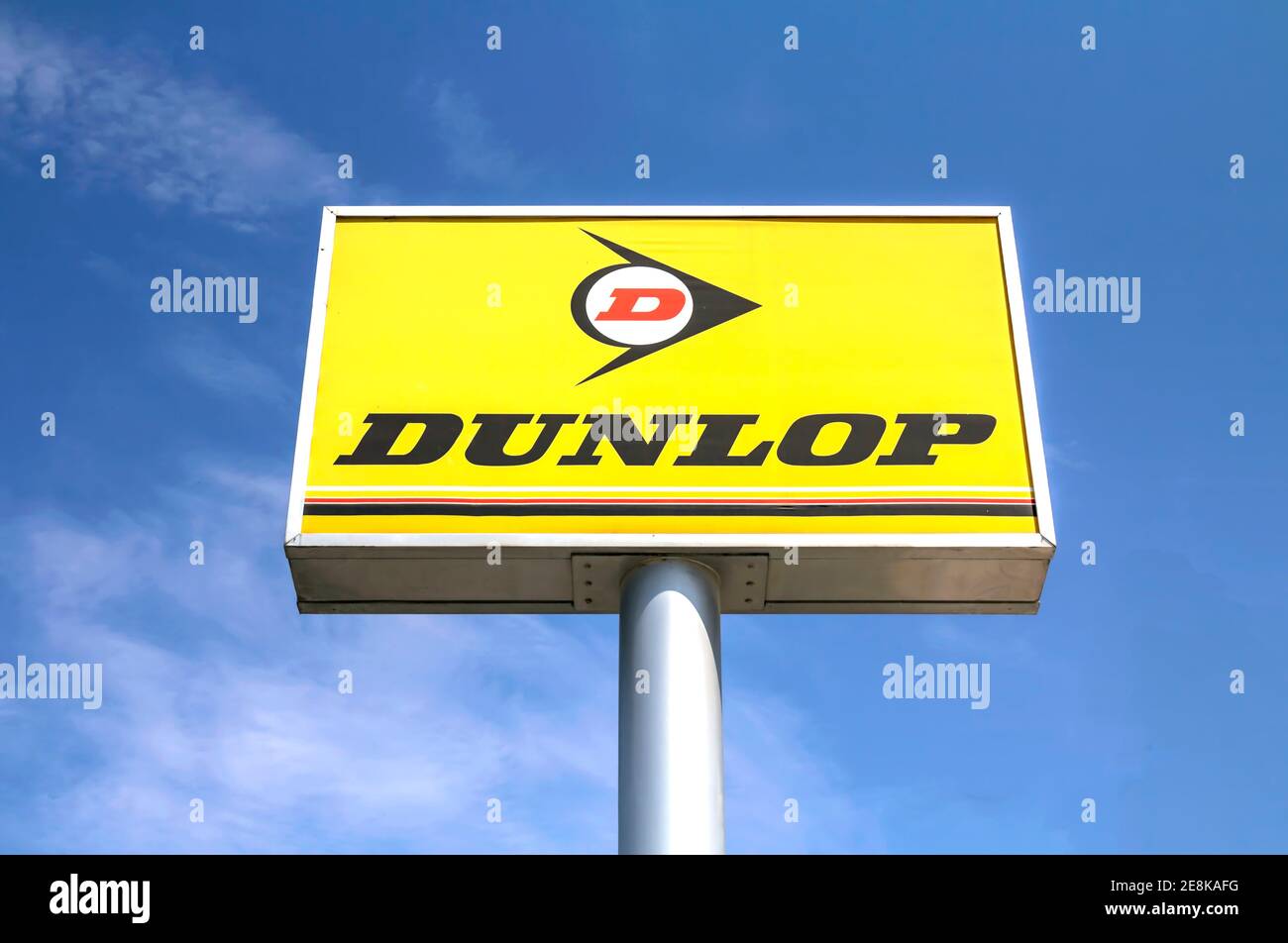 Dunlop symbol hi-res stock photography and images - Alamy