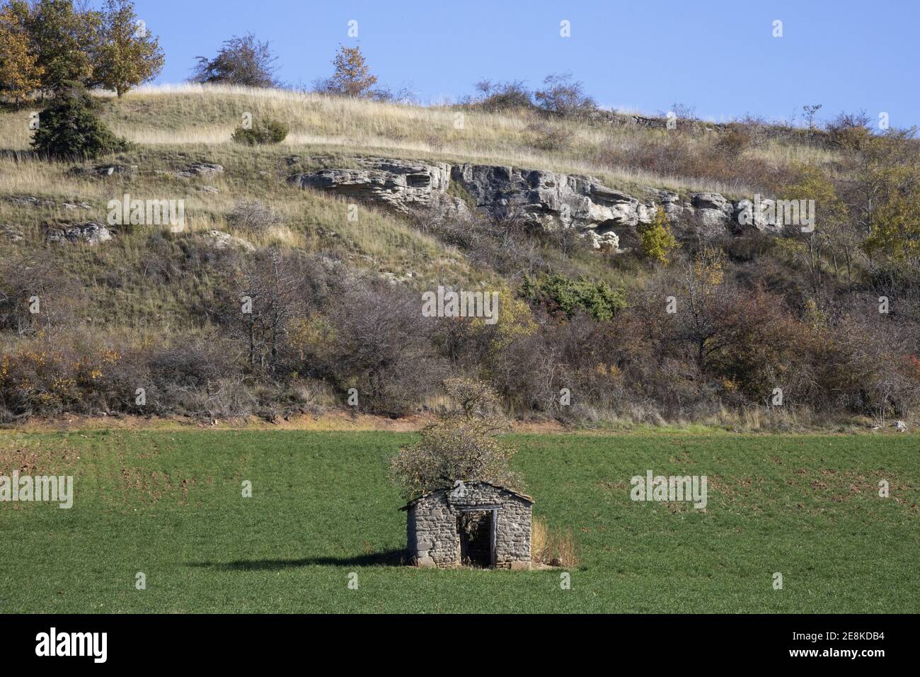 Stonehut hi-res stock photography and images - Alamy