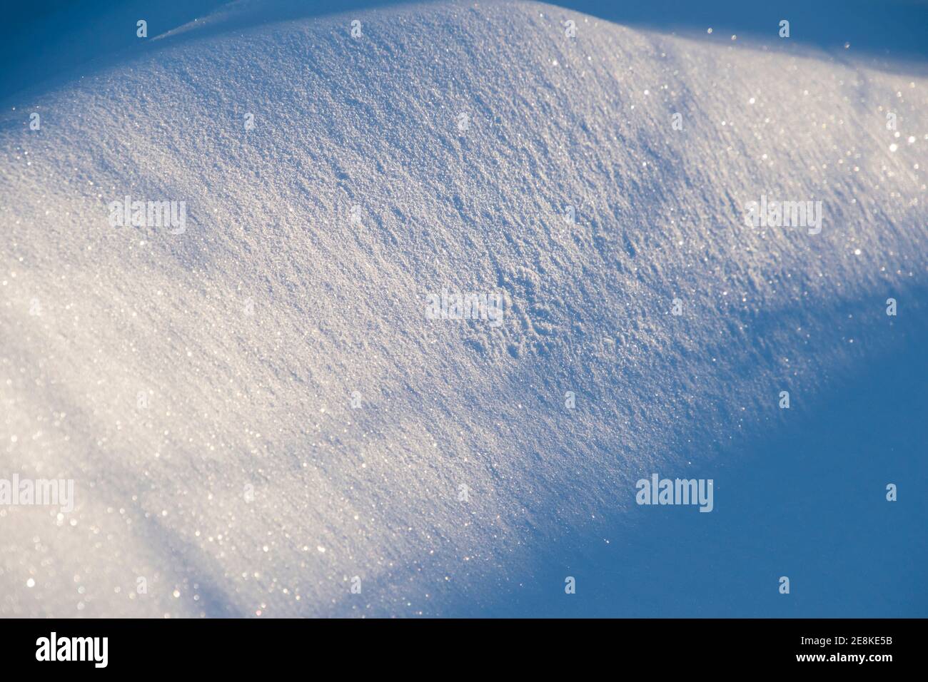Very shiny snow with reflections hi-res stock photography and images ...