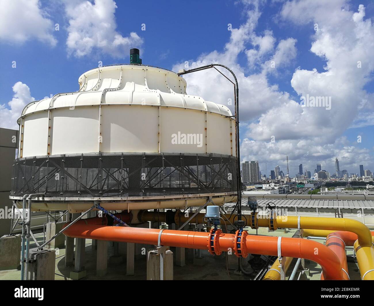 Industrial cooling tower hvac hi-res stock photography and images - Alamy