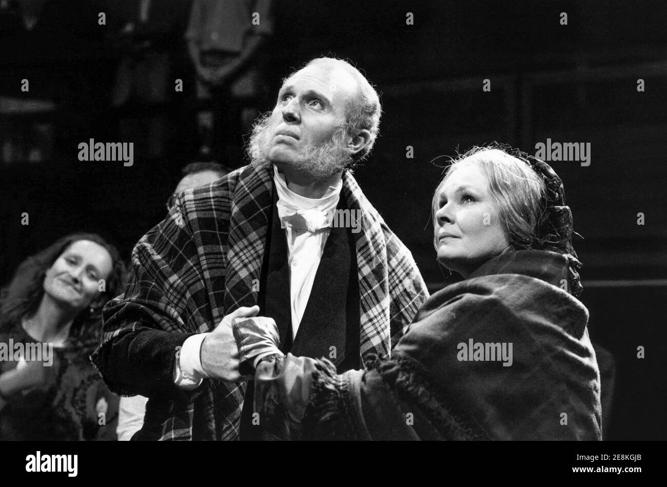 Entertaining strangers hi-res stock photography and images - Alamy