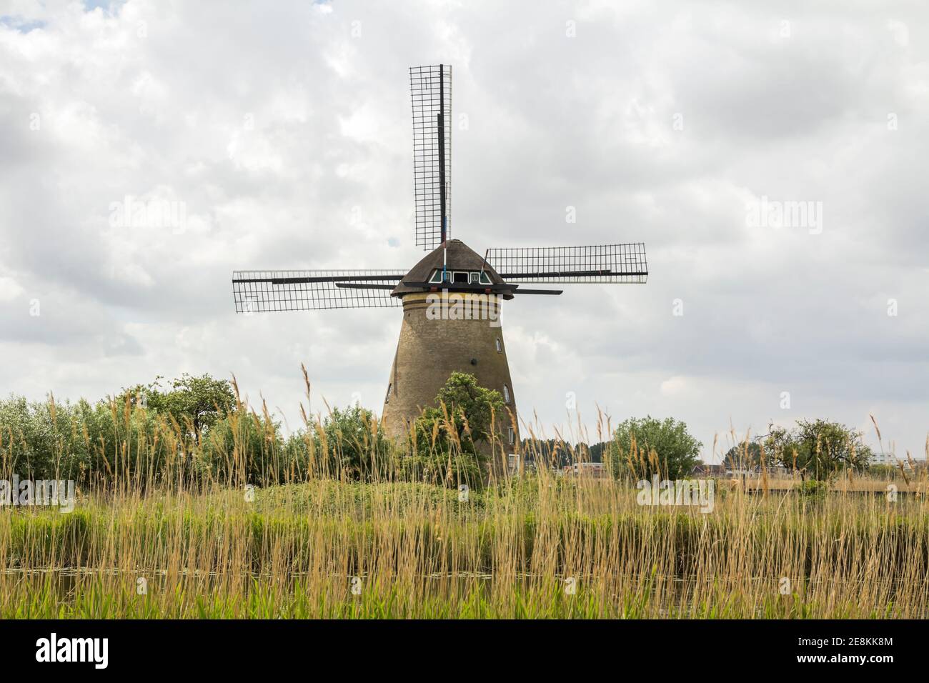 Kinderdijk, Rotterdam, Netherlands rural lanscape with windmills at ...