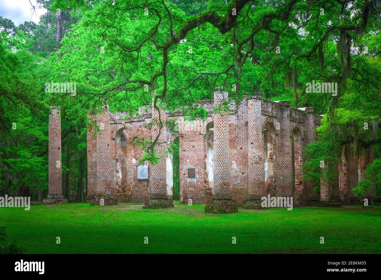 The historic Old Sheldon Church ruins in Yemassee, South Carolina Stock ...