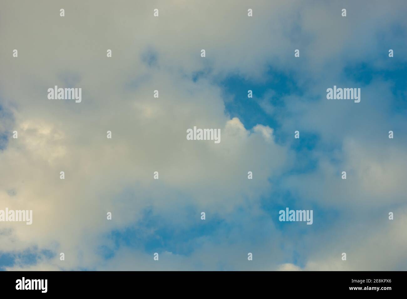 Natural sky background hi-res stock photography and images - Alamy
