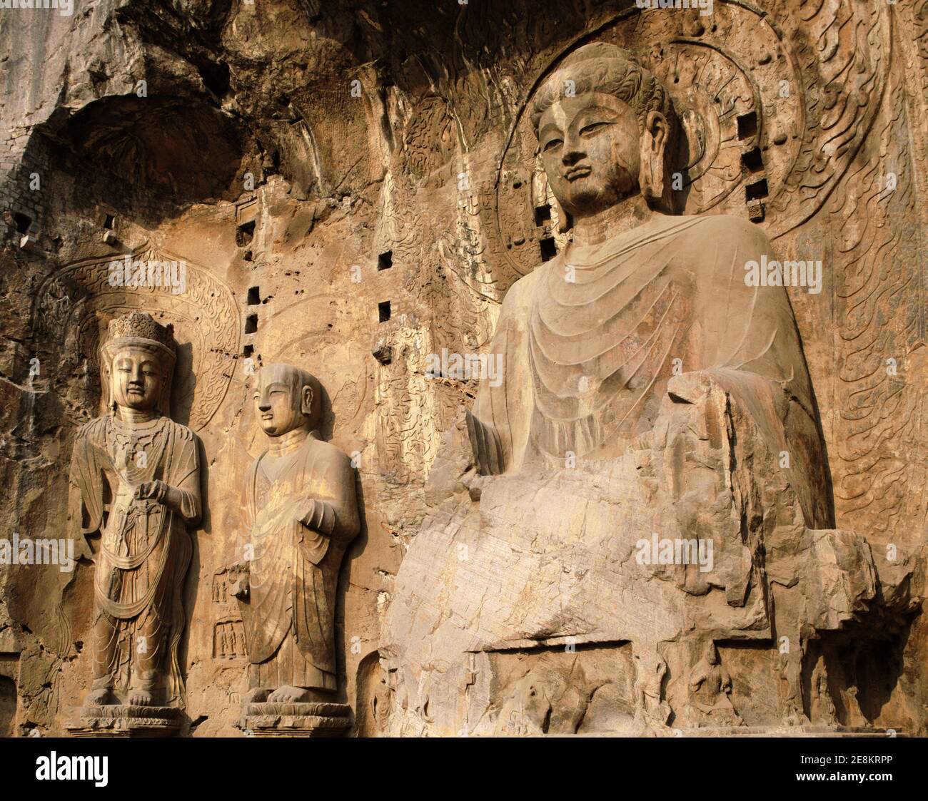 Longmen giant buddha hi-res stock photography and images - Alamy