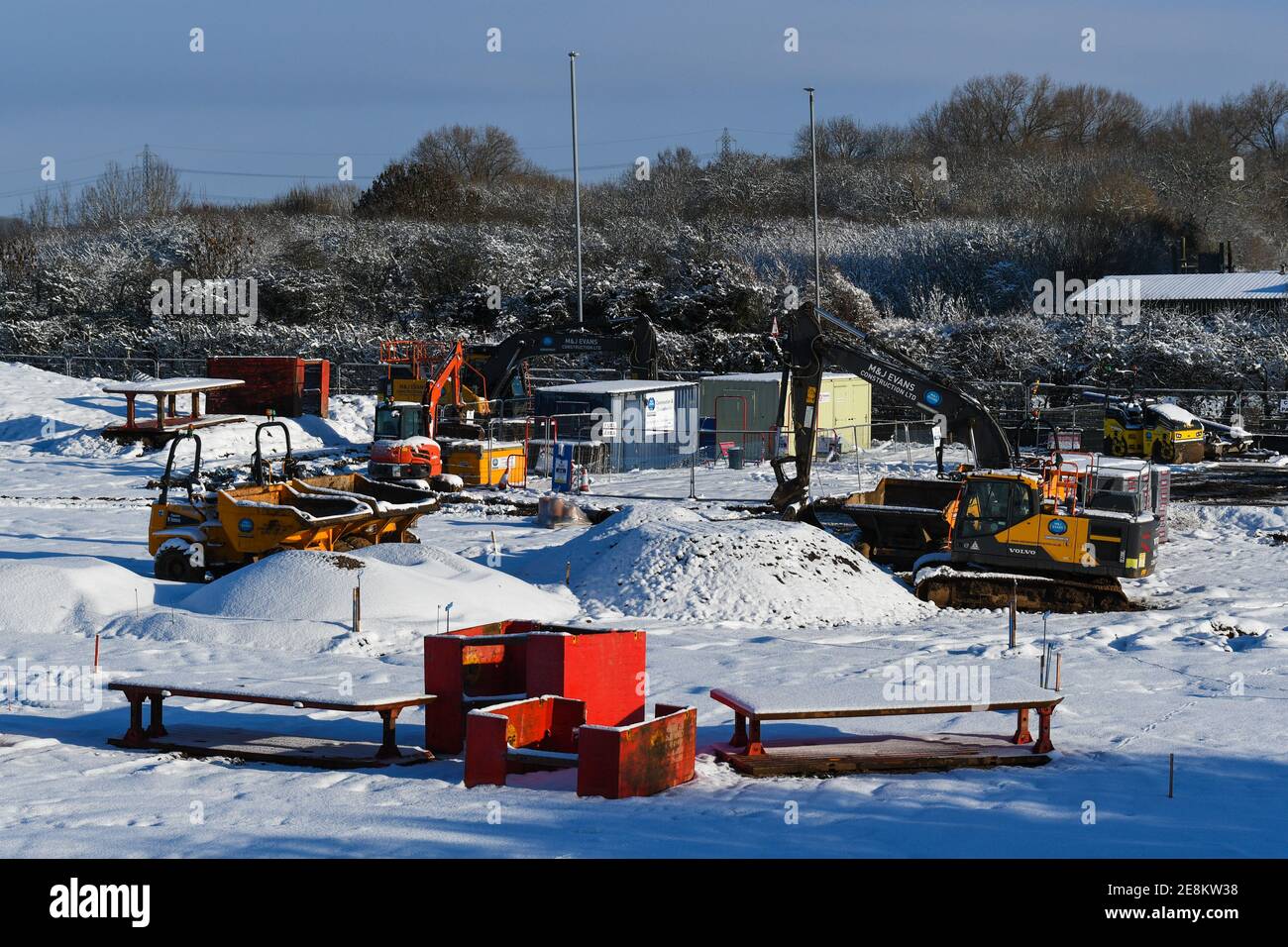 Construction site in snow hi-res stock photography and images - Alamy