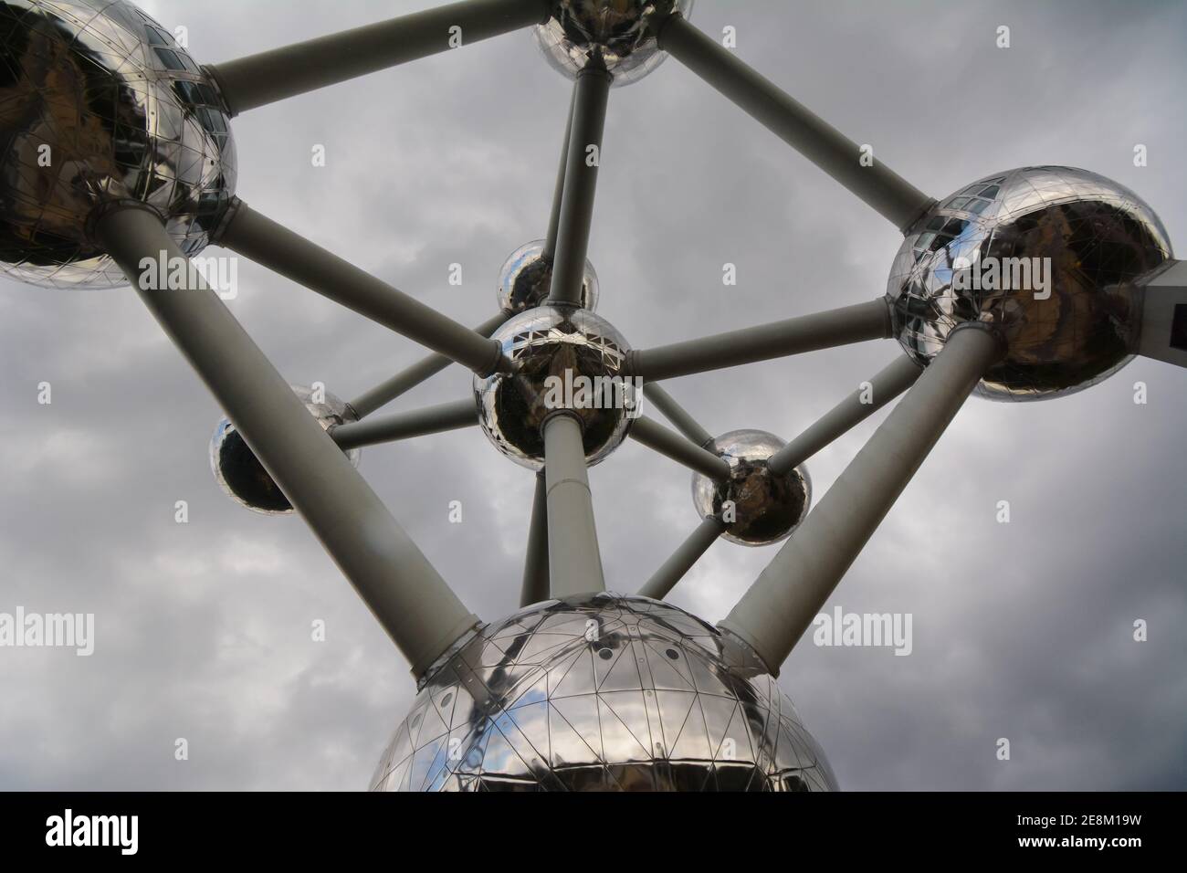 Atomium and brussels and skyline hi-res stock photography and images ...