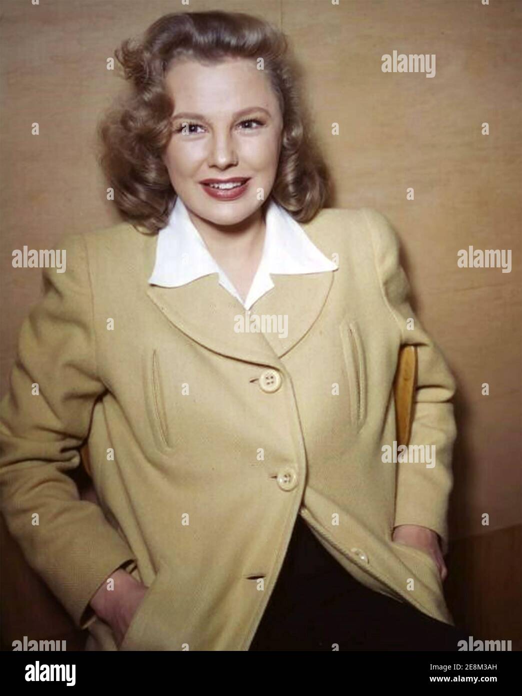 JUNE ALLYSON (1917-2006 American film actress about 1945 Stock Photo ...