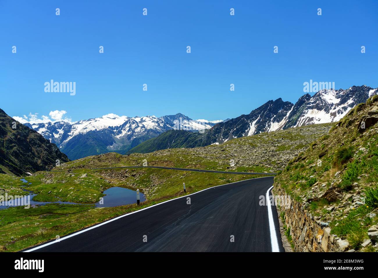Passo gavia road hi-res stock photography and images - Alamy