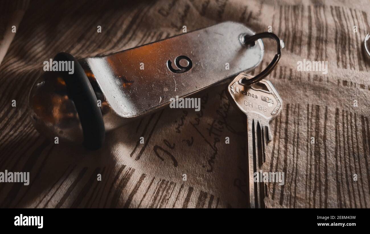 Number 9 key hi-res stock photography and images - Alamy