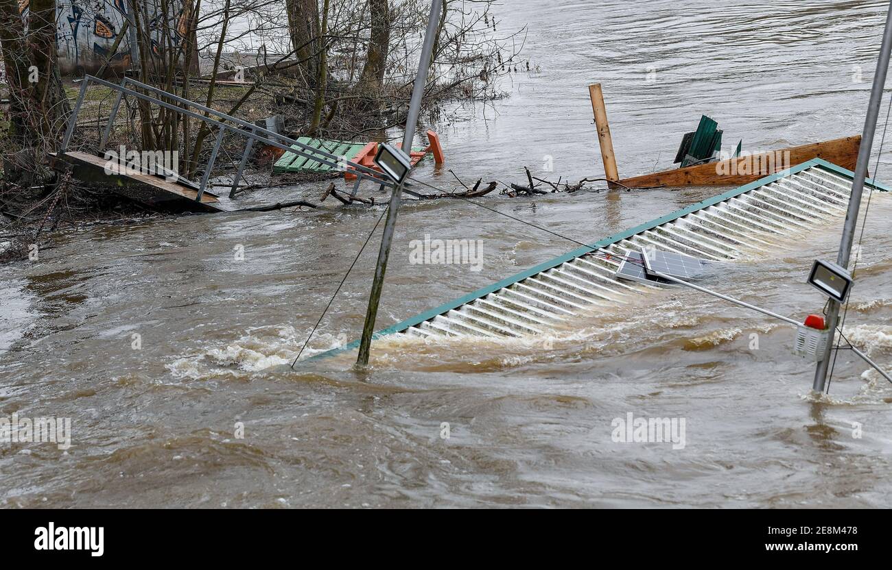 Hanau, Germany. 31st Jan, 2021. 01/31/2021, xpsx, local Hanau flood in ...