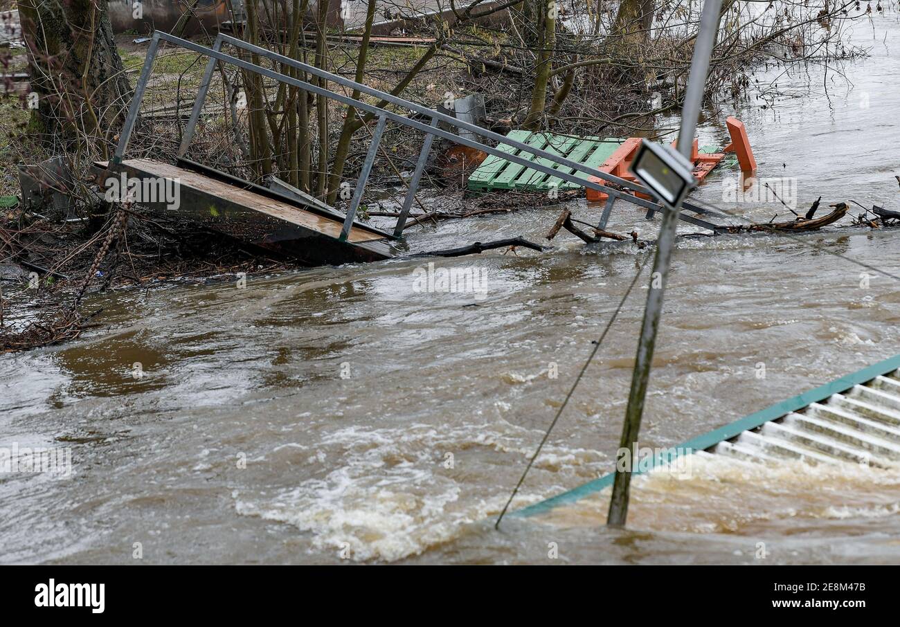Hanau, Germany. 31st Jan, 2021. 01/31/2021, xpsx, local Hanau flood in ...