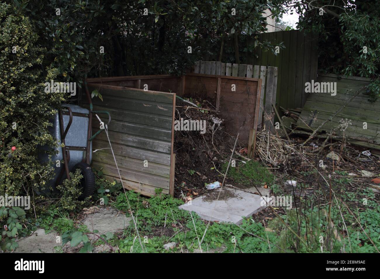 A home made compost bin Stock Photo - Alamy